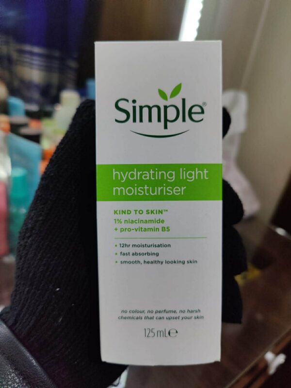 Simple Hydrating Light Moisturiser – Shundorota Skincare